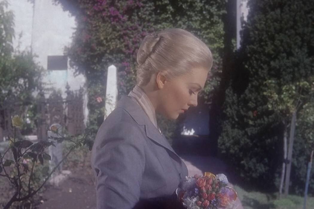 Vertigo Midge – The Most Underrated Female Character in Vertigo ...